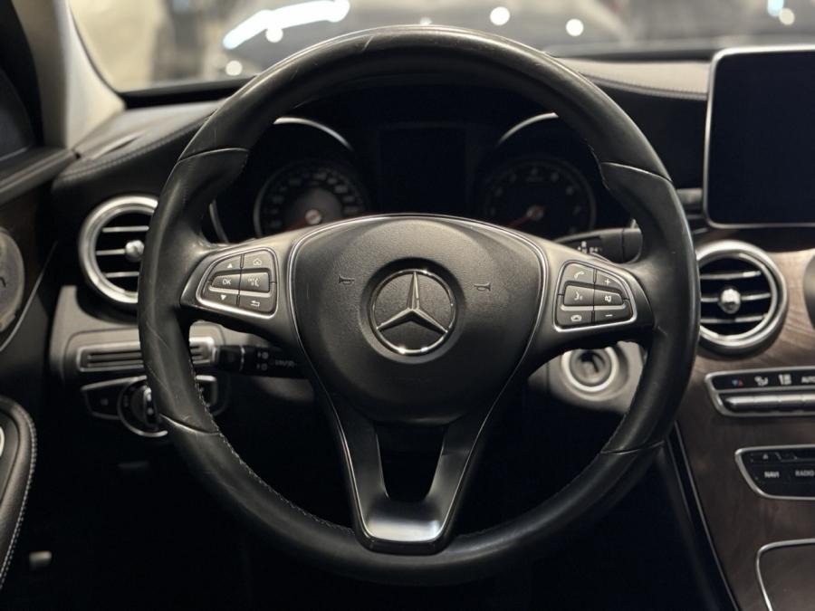 Pelēks Mercedes-Benz C 200 2014 Rīga, ar dzinēja tilpumu 2.00 L un nobraukumu 179 tūkst. km par 13990 €, foto 14 vietnē AUTOMOTO.COM.LV