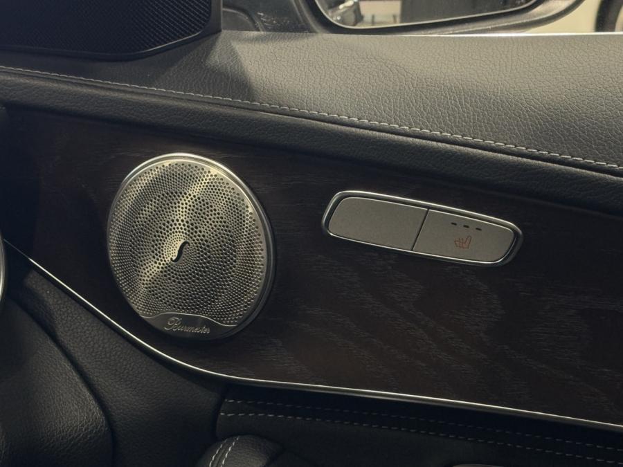 Pelēks Mercedes-Benz C 200 2014 Rīga, ar dzinēja tilpumu 2.00 L un nobraukumu 179 tūkst. km par 13990 €, foto 24 vietnē AUTOMOTO.COM.LV