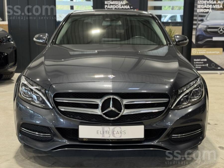 Grey Mercedes-Benz C 200 2014 in Riga, with an engine capacity of 2.00 L and mileage of 179 thousand km for 13990 €, photo 3 on AUTOMOTO.COM.LV