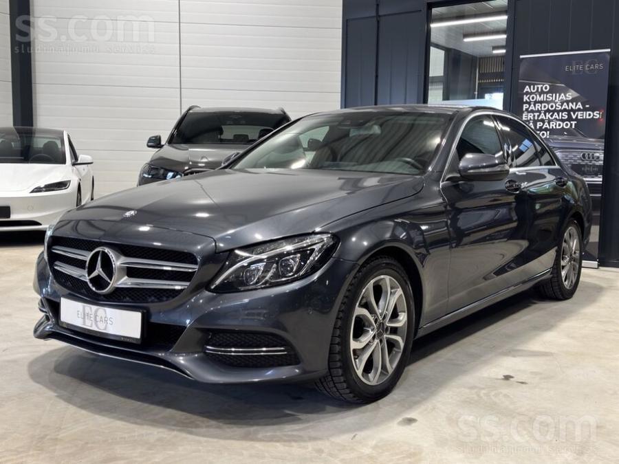 Grey Mercedes-Benz C 200 2014 in Riga, with an engine capacity of 2.00 L and mileage of 179 thousand km for 13990 €, photo 4 on AUTOMOTO.COM.LV
