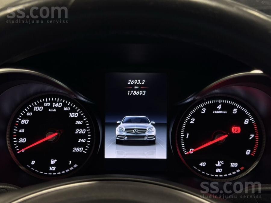 Grey Mercedes-Benz C 200 2014 in Riga, with an engine capacity of 2.00 L and mileage of 179 thousand km for 13990 €, photo 15 on AUTOMOTO.COM.LV