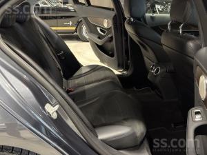 Grey Mercedes-Benz C 200 2014 in Riga, with an engine capacity of 2.00 L and mileage of 179 thousand km for 13990 €, photo 27 on AUTOMOTO.COM.LV