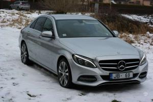Pelēks Mercedes-Benz C 200 2015 Jelgava, ar dzinēja tilpumu 1.60 L un nobraukumu 227 tūkst. km par 12200 €, foto 2 vietnē AUTOMOTO.COM.LV