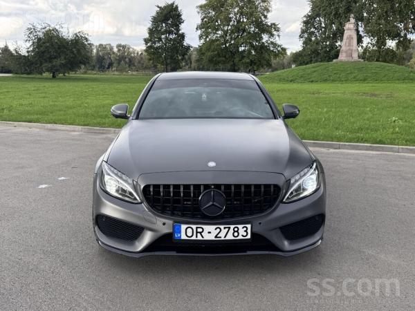 Grey Mercedes-Benz C 200 2015 in Riga, with an engine capacity of 1.60 L and mileage of 0 thousand km for 15950 €, photo 3 on AUTOMOTO.COM.LV
