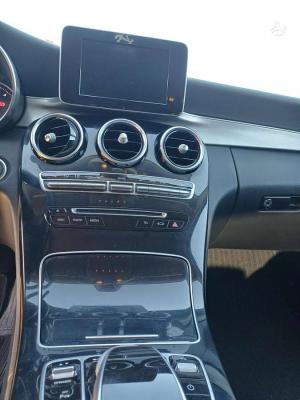 Grey Mercedes-Benz C 200 2017 in Taurage, with an engine capacity of 1.60 L and mileage of 168 thousand km for 12700 €, photo 11 on AUTOMOTO.COM.LV