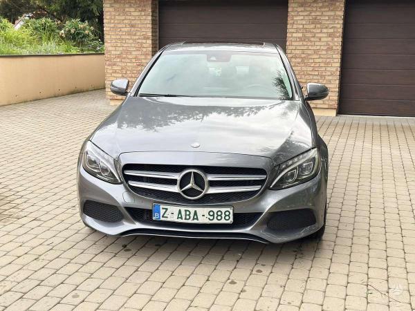 Pelēks Mercedes-Benz C 200 2017 Viļņa, ar dzinēja tilpumu 2.20 L un nobraukumu 105 tūkst. km par 18500 €, foto 2 vietnē AUTOMOTO.COM.LV