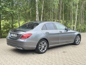 Grey Mercedes-Benz C 200 2017 in Vilnius, with an engine capacity of 2.20 L and mileage of 105 thousand km for 18500 €, photo 7 on AUTOMOTO.COM.LV