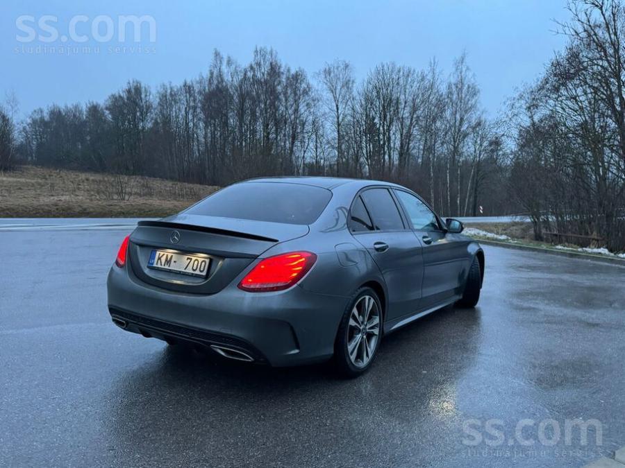Grey Mercedes-Benz C 200 2018 in Liepaja, with an engine capacity of 2.20 L and mileage of 167 thousand km for 49900 €, photo 7 on AUTOMOTO.COM.LV