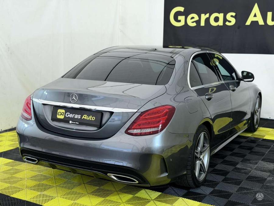 Pelēks Mercedes-Benz C 200 2018 Viļņa, ar dzinēja tilpumu 2.14 L un nobraukumu 229 tūkst. km par 15950 €, foto 4 vietnē AUTOMOTO.COM.LV
