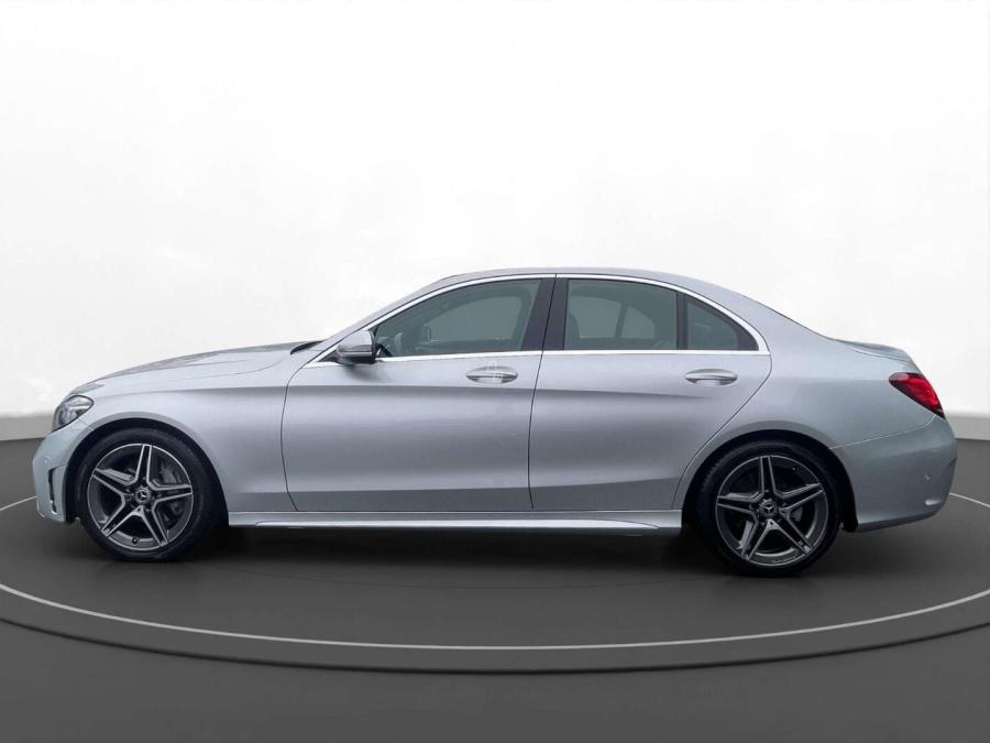Pelēks Mercedes-Benz C 200 2019 Kauņa, ar dzinēja tilpumu 1.50 L un nobraukumu 29 tūkst. km par 31145 €, foto 3 vietnē AUTOMOTO.COM.LV