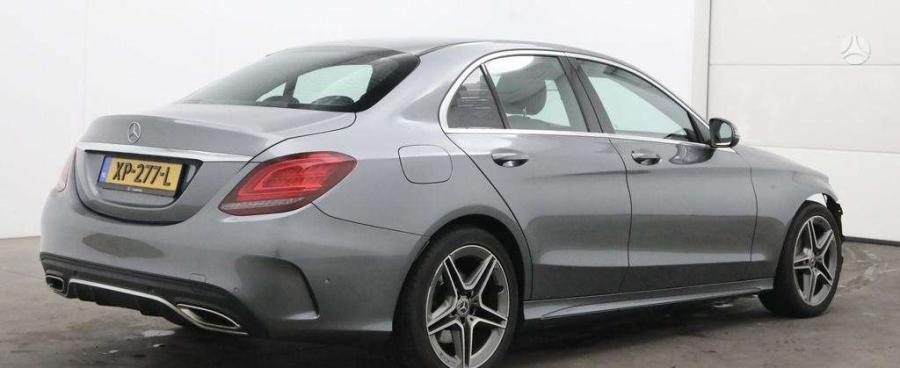 Pelēks Mercedes-Benz C 200 2019 Kauņa, ar dzinēja tilpumu 1.50 L un nobraukumu 150 tūkst. km par 14500 €, foto 1 vietnē AUTOMOTO.COM.LV