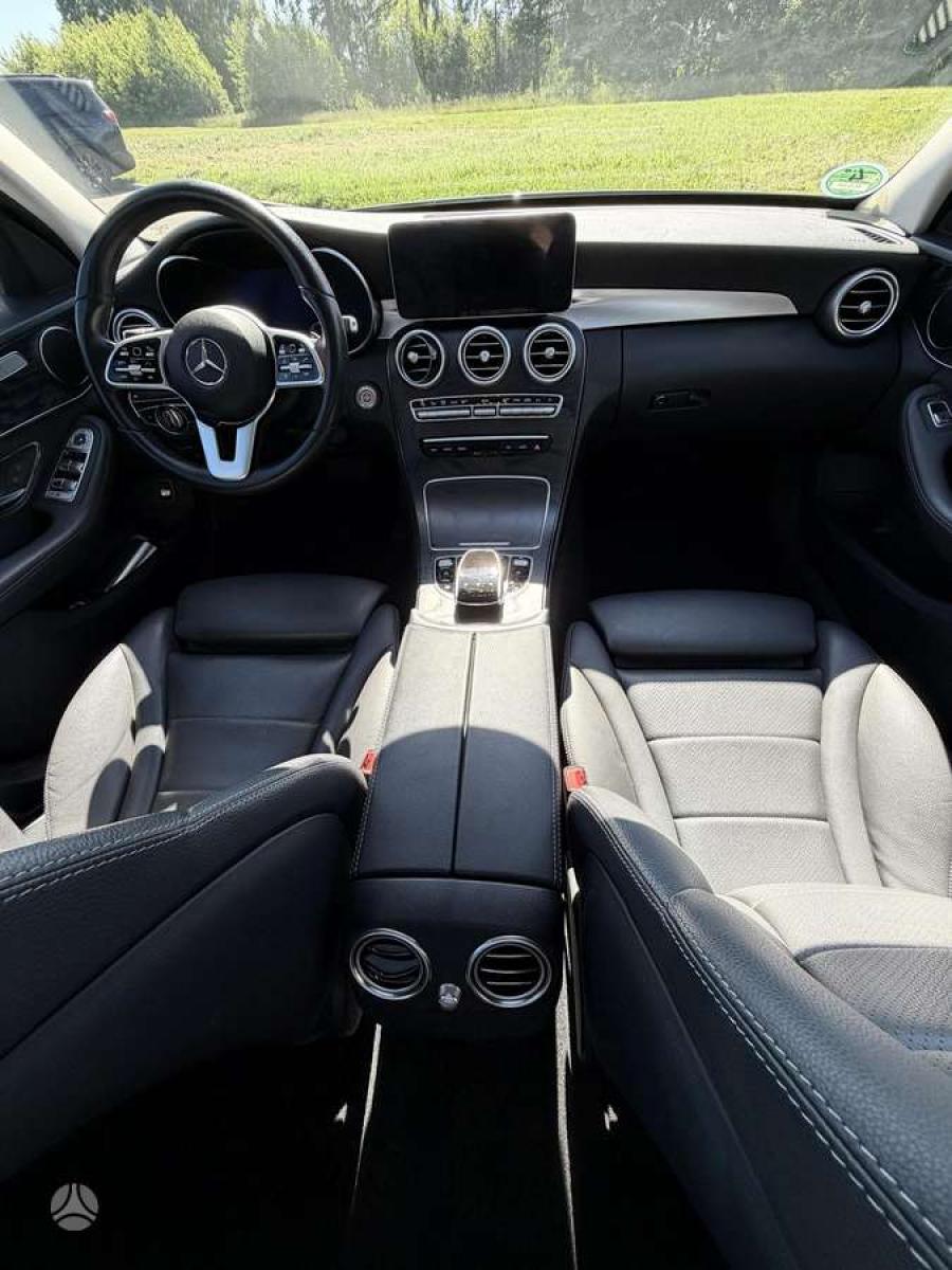 Grey Mercedes-Benz C 200 2019 in Vilnius, with an engine capacity of 1.50 L and mileage of 125 thousand km for 21400 €, photo 17 on AUTOMOTO.COM.LV