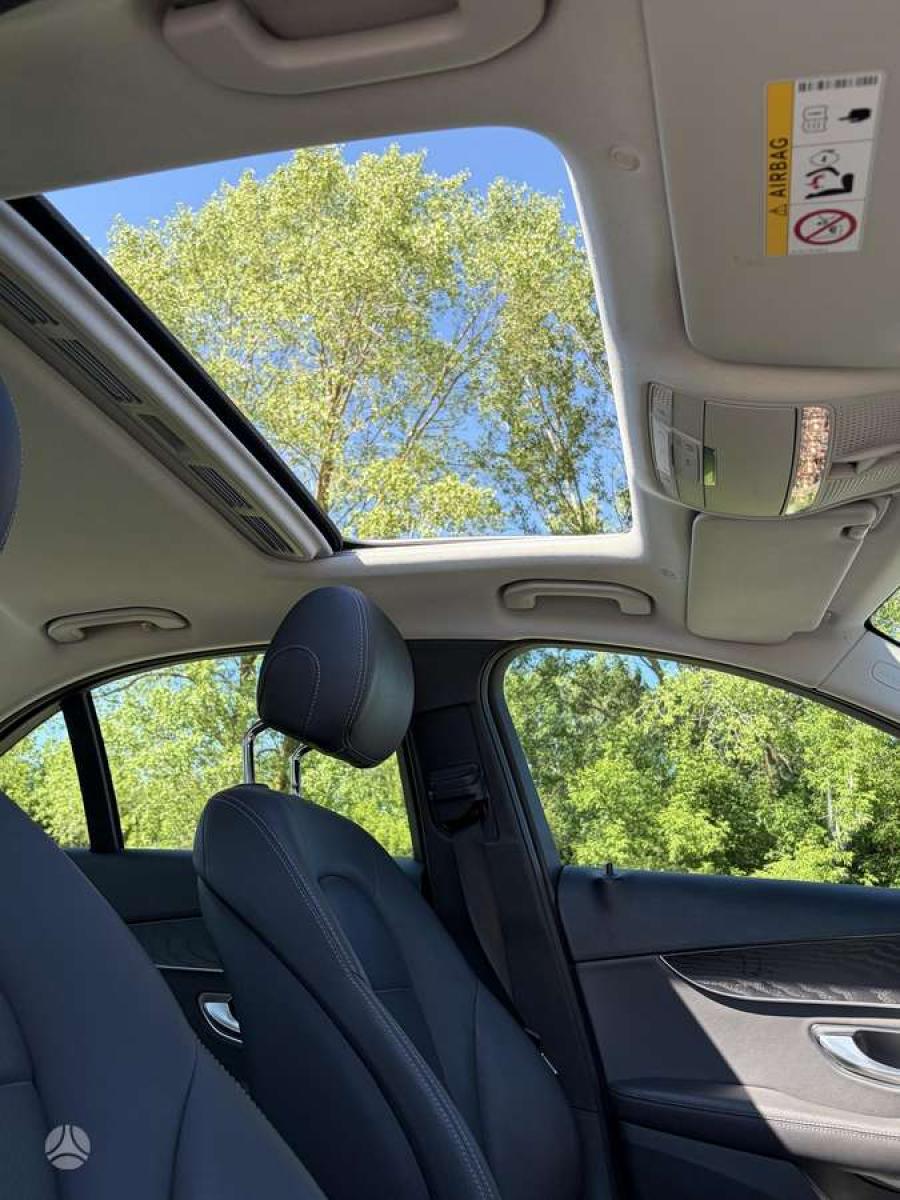 Grey Mercedes-Benz C 200 2019 in Vilnius, with an engine capacity of 1.50 L and mileage of 125 thousand km for 21400 €, photo 19 on AUTOMOTO.COM.LV