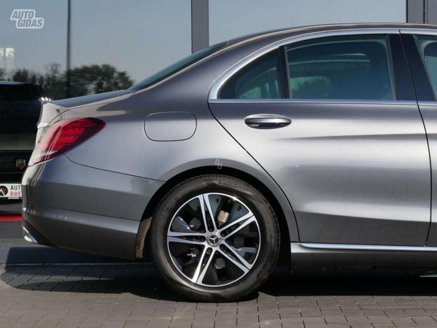 Pelēks Mercedes-Benz C 200 2020 Kauņa, ar dzinēja tilpumu 1.50 L un nobraukumu 80 tūkst. km par 28374 €, foto 9 vietnē AUTOMOTO.COM.LV