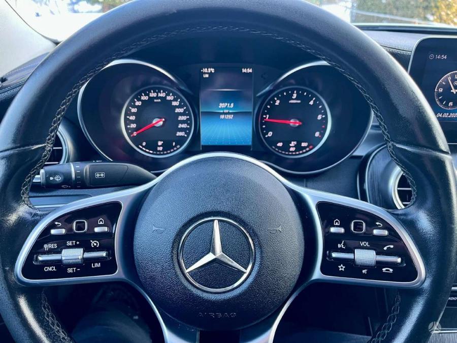 Pelēks Mercedes-Benz C 200 2020 Kelmė, ar dzinēja tilpumu 1.60 L un nobraukumu 181 tūkst. km par 11500 €, foto 13 vietnē AUTOMOTO.COM.LV