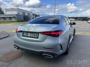 Серый Мерседес Ц 200 2022 в Рига, объемом двигателя 1.50 л и пробегом 85 тыс. км за 34880 €, фото 4 на AUTOMOTO.COM.LV