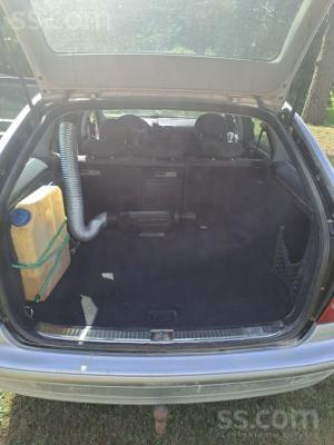 Grey Mercedes-Benz C 200 2002 in Aluksne, with an engine capacity of 2.20 L and mileage of 415 thousand km for 1200 €, photo 10 on AUTOMOTO.COM.LV