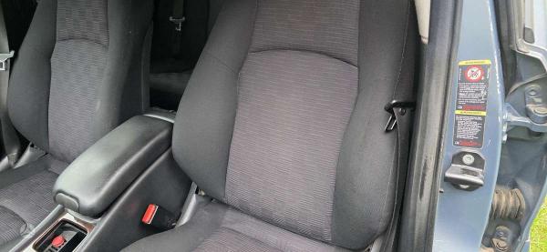 Grey Mercedes-Benz C 200 2004 in Anyksciai, with an engine capacity of 2.15 L and mileage of 270 thousand km for 1700 €, photo 5 on AUTOMOTO.COM.LV