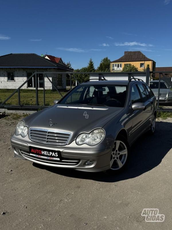 Pelēks Mercedes-Benz C 200 2005 Klaipėda, ar dzinēja tilpumu 2.20 L un nobraukumu 324 tūkst. km par 2150 €, foto 1 vietnē AUTOMOTO.COM.LV
