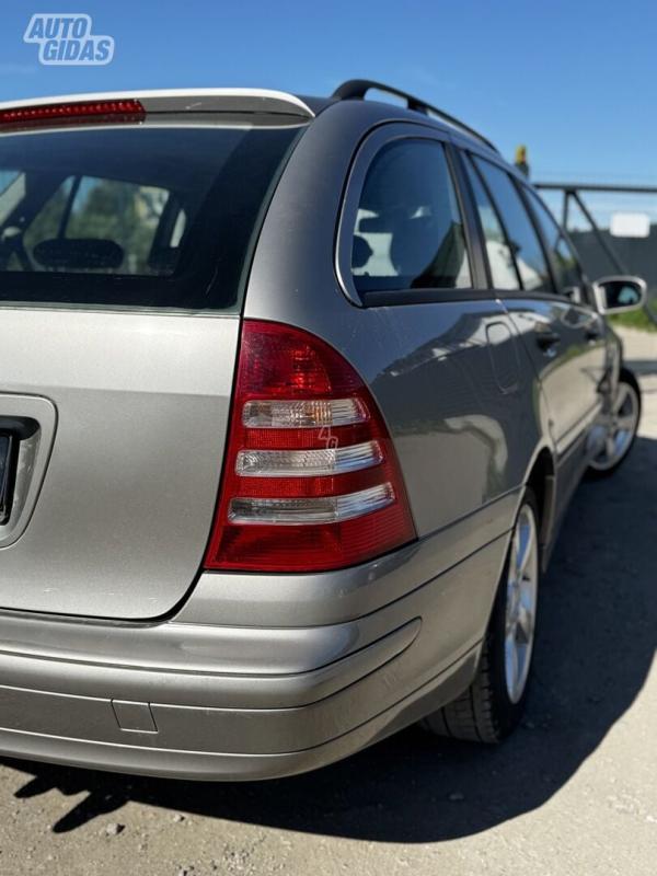 Pelēks Mercedes-Benz C 200 2005 Klaipėda, ar dzinēja tilpumu 2.20 L un nobraukumu 324 tūkst. km par 2150 €, foto 7 vietnē AUTOMOTO.COM.LV