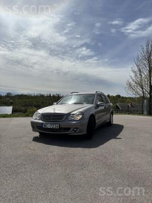 Grey Mercedes-Benz C 200 2006 in Riga, with an engine capacity of 2.20 L and mileage of 435 thousand km for 1300 €, photo  on AUTOMOTO.COM.LV