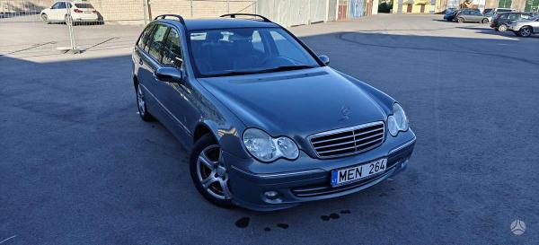Pelēks Mercedes-Benz C 200 2006 Klaipėda, ar dzinēja tilpumu 1.80 L un nobraukumu 240 tūkst. km par 1500 €, foto 1 vietnē AUTOMOTO.COM.LV