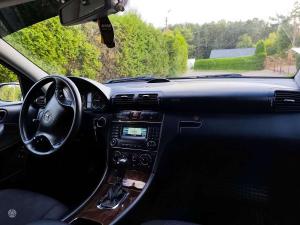 Grey Mercedes-Benz C 200 2006 in Anyksciai, with an engine capacity of 2.20 L and mileage of 350 thousand km for 1850 €, photo 6 on AUTOMOTO.COM.LV