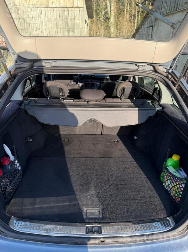 Pelēks Mercedes-Benz C 200 2007 Liepāja, ar dzinēja tilpumu 2.10 L un nobraukumu 256 tūkst. km par 2600 €, foto 8 vietnē AUTOMOTO.COM.LV