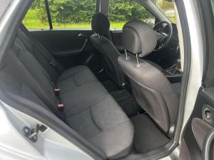 Pelēks Mercedes-Benz C 200 2007 Marijampole, ar dzinēja tilpumu 2.20 L un nobraukumu 270 tūkst. km par 2850 €, foto 16 vietnē AUTOMOTO.COM.LV