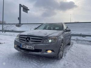 Pelēks Mercedes-Benz C 200 2008 Kauņa, ar dzinēja tilpumu 2.15 L un nobraukumu 395 tūkst. km par 4250 €, foto 4 vietnē AUTOMOTO.COM.LV