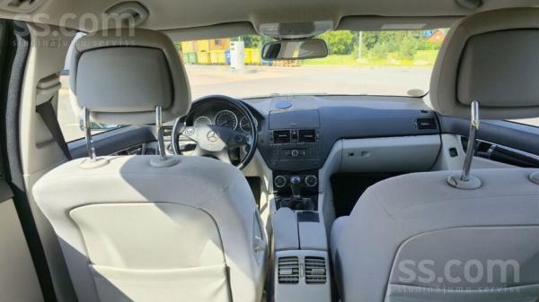 Grey Mercedes-Benz C 200 2008 in Riga, with an engine capacity of 1.80 L and mileage of 289 thousand km for 4650 €, photo 6 on AUTOMOTO.COM.LV