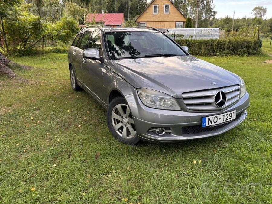 Pelēks Mercedes-Benz C 200 2008 Rīga, ar dzinēja tilpumu 2.20 L un nobraukumu 338 tūkst. km par 3600 €, foto 1 vietnē AUTOMOTO.COM.LV