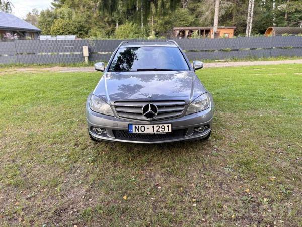 Pelēks Mercedes-Benz C 200 2008 Rīga, ar dzinēja tilpumu 2.20 L un nobraukumu 338 tūkst. km par 3600 €, foto 7 vietnē AUTOMOTO.COM.LV