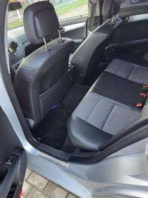 Grey Mercedes-Benz C 200 2008 in Silute, with an engine capacity of 2.15 L and mileage of 309 thousand km for 4250 €, photo 8 on AUTOMOTO.COM.LV