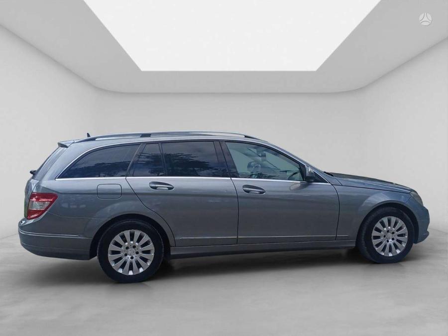 Pelēks Mercedes-Benz C 200 2008 Viļņa, ar dzinēja tilpumu 2.15 L un nobraukumu 327 tūkst. km par 4290 €, foto 6 vietnē AUTOMOTO.COM.LV