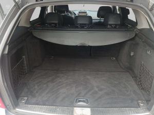 Pelēks Mercedes-Benz C 200 2008 Viļņa, ar dzinēja tilpumu 2.15 L un nobraukumu 327 tūkst. km par 4290 €, foto 16 vietnē AUTOMOTO.COM.LV