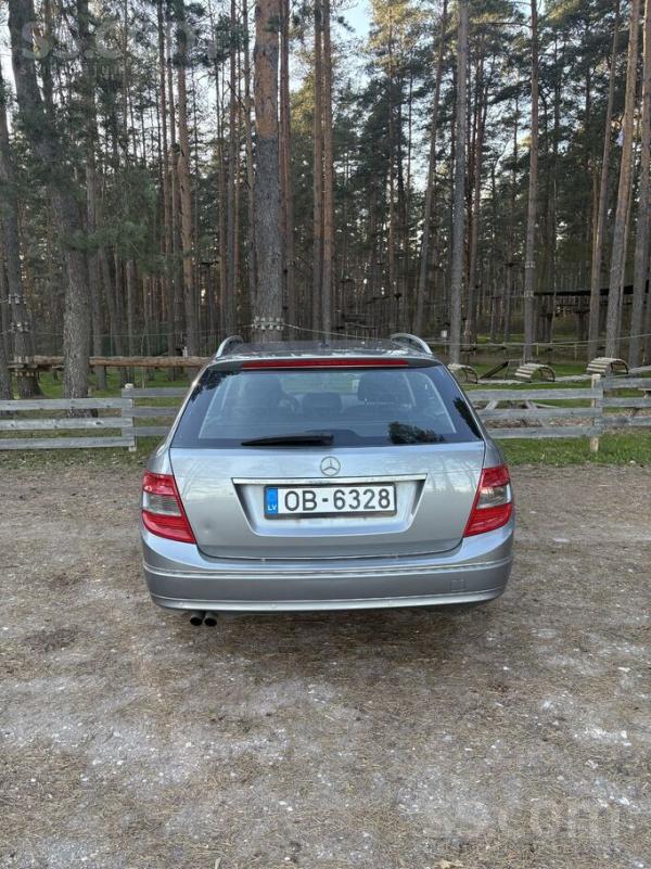 Pelēks Mercedes-Benz C 200 2008 Daugavpils, ar dzinēja tilpumu 2.20 L un nobraukumu 352 tūkst. km par 3500 €, foto 5 vietnē AUTOMOTO.COM.LV