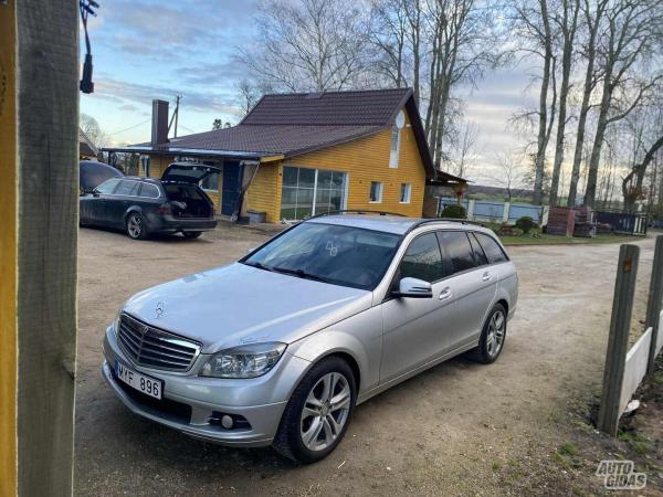 Pelēks Mercedes-Benz C 200 2009 Pakruojis, ar dzinēja tilpumu 2.20 L un nobraukumu 337 tūkst. km par 2000 €, foto 1 vietnē AUTOMOTO.COM.LV