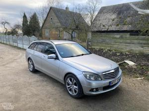 Pelēks Mercedes-Benz C 200 2009 Pakruojis, ar dzinēja tilpumu 2.20 L un nobraukumu 337 tūkst. km par 2000 €, foto 2 vietnē AUTOMOTO.COM.LV