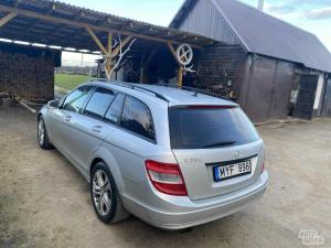 Pelēks Mercedes-Benz C 200 2009 Pakruojis, ar dzinēja tilpumu 2.20 L un nobraukumu 337 tūkst. km par 2000 €, foto 4 vietnē AUTOMOTO.COM.LV