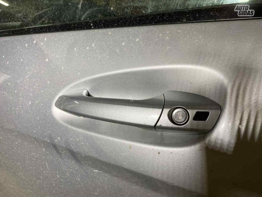 Pelēks Mercedes-Benz C 200 2009 Pakruojis, ar dzinēja tilpumu 2.20 L un nobraukumu 337 tūkst. km par 2000 €, foto 14 vietnē AUTOMOTO.COM.LV