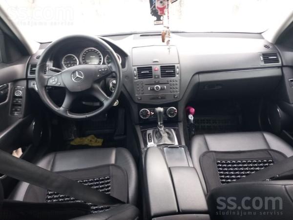 Grey Mercedes-Benz C 200 2009 in Jelgava, with an engine capacity of 2.20 L and mileage of 539 thousand km for 2950 €, photo 7 on AUTOMOTO.COM.LV
