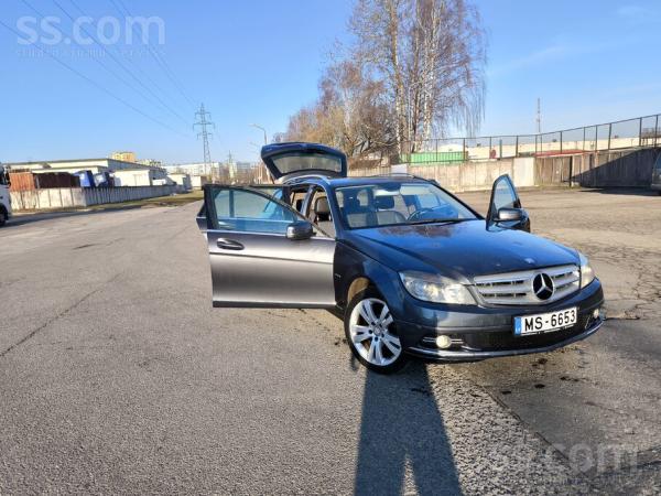 Pelēks Mercedes-Benz C 200 2009 Rīga, ar dzinēja tilpumu 2.20 L un nobraukumu 259 tūkst. km par 2550 €, foto 9 vietnē AUTOMOTO.COM.LV