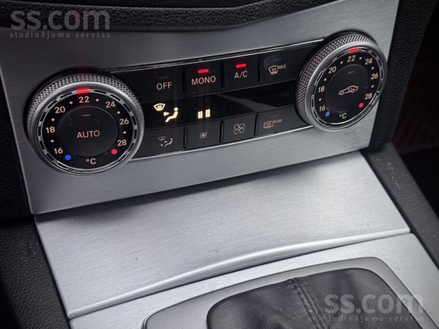 Pelēks Mercedes-Benz C 200 2009 Rīga, ar dzinēja tilpumu 2.20 L un nobraukumu 216 tūkst. km par 4990 €, foto 21 vietnē AUTOMOTO.COM.LV