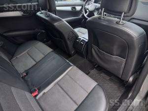 Pelēks Mercedes-Benz C 200 2009 Rīga, ar dzinēja tilpumu 2.20 L un nobraukumu 216 tūkst. km par 4990 €, foto 25 vietnē AUTOMOTO.COM.LV