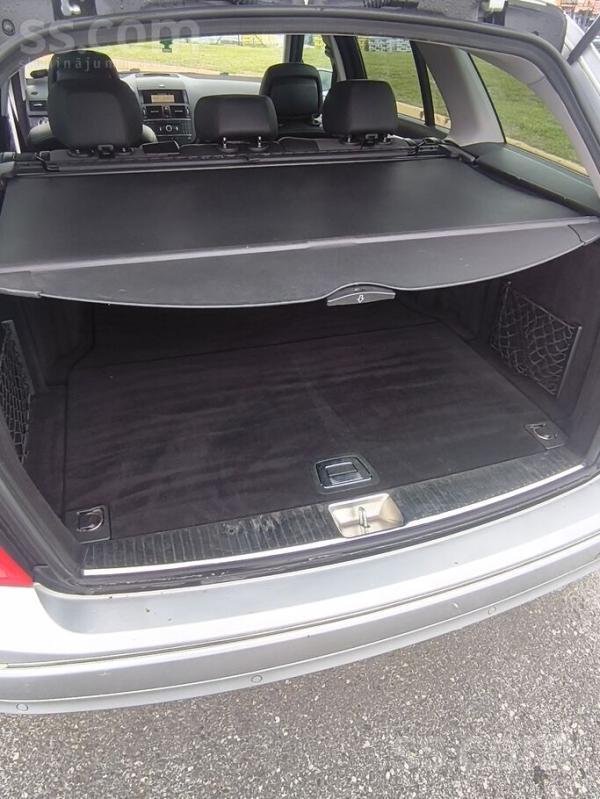 Pelēks Mercedes-Benz C 200 2009 Cēsis, ar dzinēja tilpumu 2.20 L un nobraukumu 413 tūkst. km par 3790 €, foto 8 vietnē AUTOMOTO.COM.LV