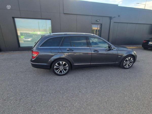 Pelēks Mercedes-Benz C 200 2009 Kauņa, ar dzinēja tilpumu 2.15 L un nobraukumu 254 tūkst. km par 4200 €, foto 8 vietnē AUTOMOTO.COM.LV