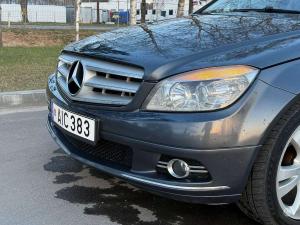 Серый Мерседес Ц 200 2009 в Вильнюс, объемом двигателя 2.15 л и пробегом 298 тыс. км за 5700 €, фото 12 на AUTOMOTO.COM.LV