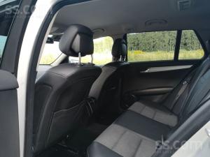 Pelēks Mercedes-Benz C 200 2009 Rīga, ar dzinēja tilpumu 2.20 L un nobraukumu 411 tūkst. km par 4500 €, foto 8 vietnē AUTOMOTO.COM.LV