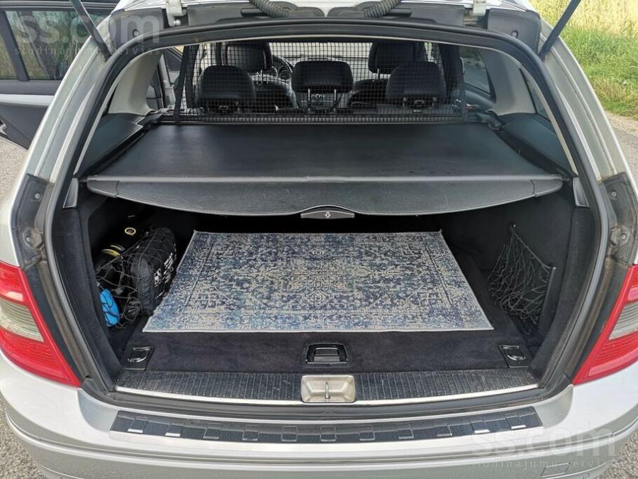 Pelēks Mercedes-Benz C 200 2009 Rīga, ar dzinēja tilpumu 2.20 L un nobraukumu 411 tūkst. km par 4500 €, foto 9 vietnē AUTOMOTO.COM.LV